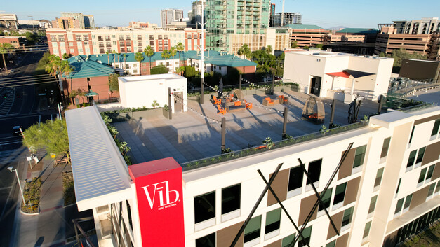 Downtown Tempe Restaurant & Bar | Vīb Hotel by Best Western Phoenix-Tempe